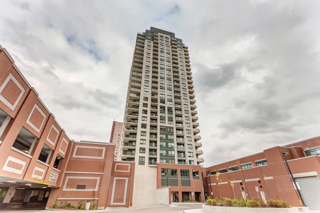 1410 Dupont Street #801- Bright 2-bed corner unit available in the Junction